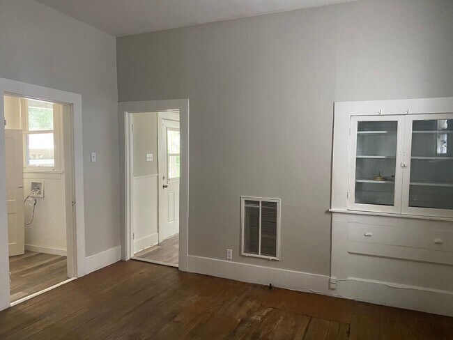 Large 3/2 Near Old Settlers Park and Sherm... - House Rental in Sherman ...