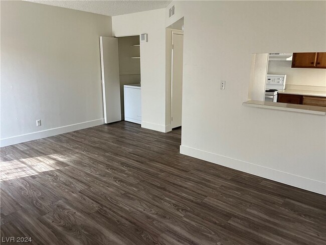 1308 N Jones Blvd - Townhome Rental in Las Vegas NV | ForRent.com
