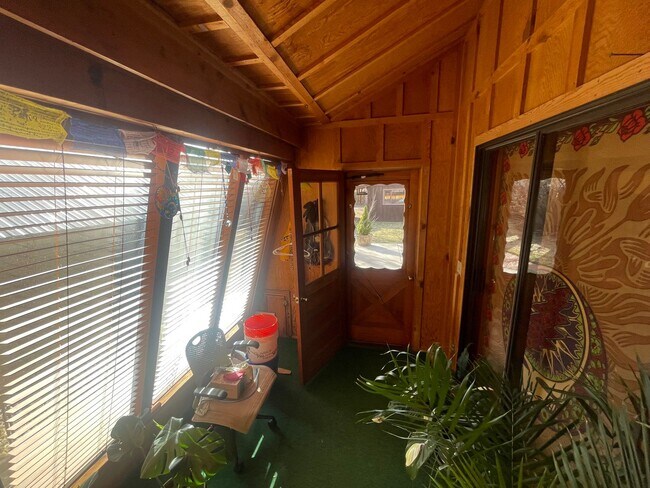 Two Bedroom House Off E 32nd Street - Casas en alquiler - Durango, CO ...