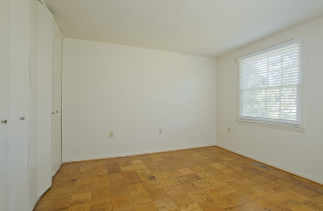 Ruxton Landing Apartments - Ruxton, MD | ForRent.com