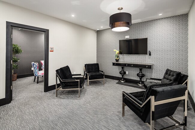 Emory University | Off-Campus Housing Search