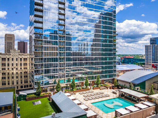 One Light Luxury Apartments For Rent in Kansas City, MO | ForRent.com