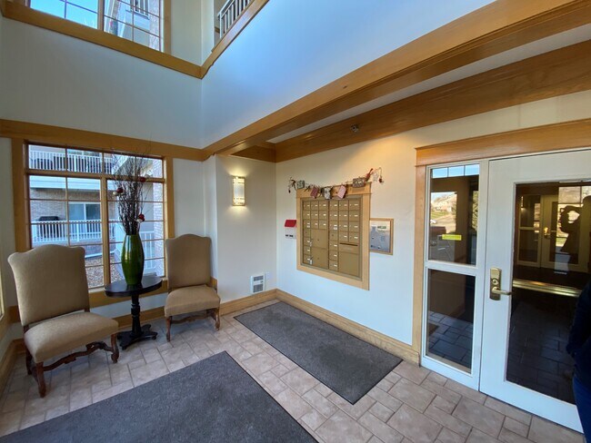 14100 Pinnacle Pointe Dr Unit 105 - Condo for Rent in Clive, IA ...