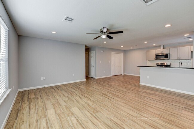 Modern Duplex Home - House Rental in Houston, TX | ForRent.com