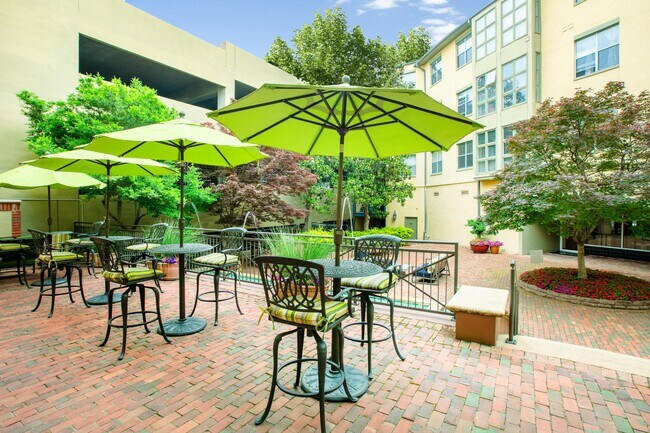 MAA Addison Circle Apartments For Rent in Addison, TX | ForRent.com