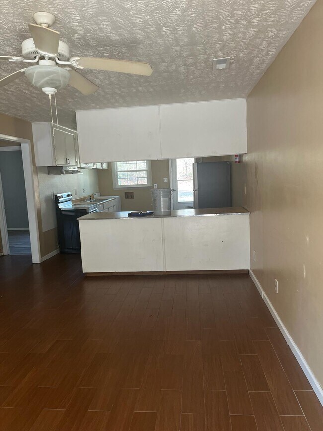 216 Preston Ave Apartment - Fayetteville, NC | ForRent.com 216 Preston Ave Apartment - Fayetteville, NC | ForRent.com