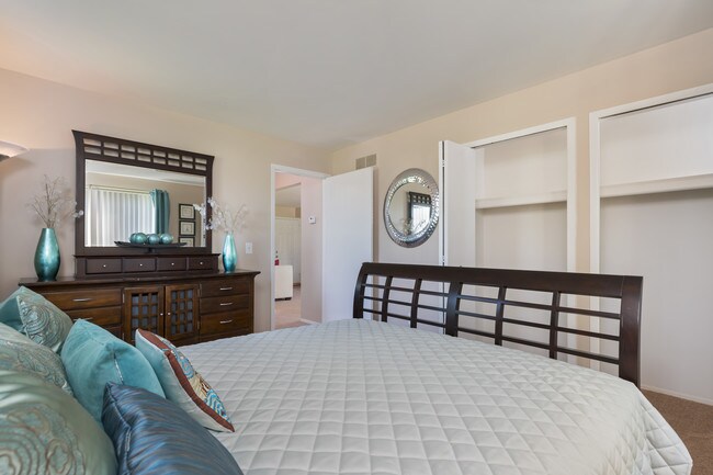 Clinton Place Apartments For Rent in Clinton Township, MI | ForRent.com