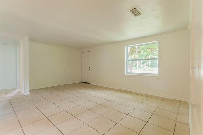 14025 SE 55th Ave Rental - House Rental in Summerfield, FL | ForRent.com