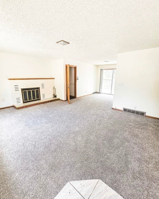 1310 NE Williams St Unit Upper Off-Campus Housing, Pullman, WA