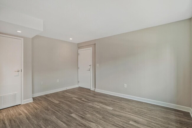 2900 Pomeroy Rd SE Condo Unit NEW Parkchester - Condo for Rent in ...