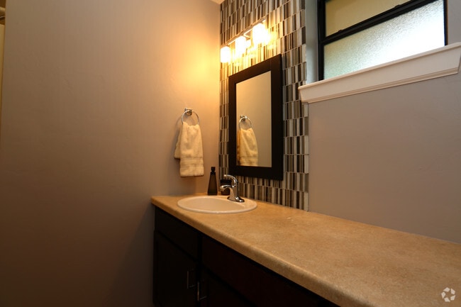 Sandstone Ridge Apartments - Oklahoma City, OK | ForRent.com