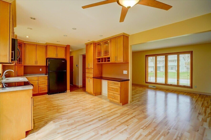 5117 Hackney Way - House for Rent in Madison, WI | ForRent.com