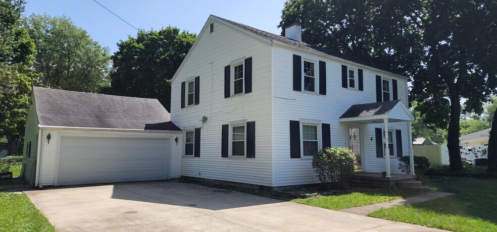 2113 Bentz Ave - House for Rent in Lima, OH | ForRent.com