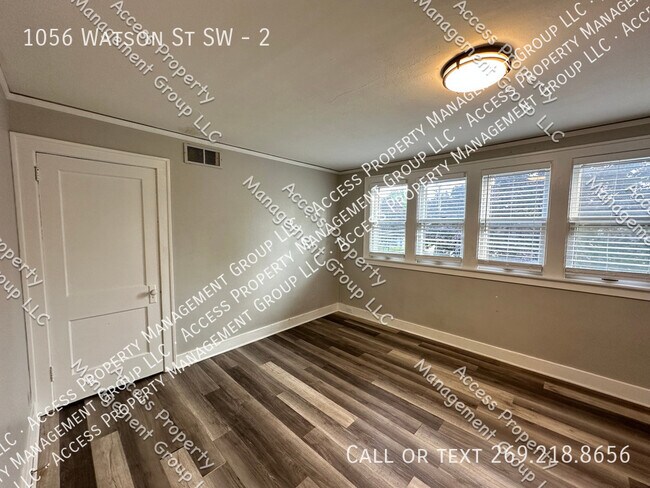 NW SW Side Nice Looking 2 Bedroom Close to... House - House Rental in ...
