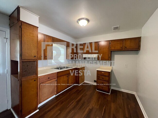 Solidly Built Four Bedroom House in Macon - House Rental in Macon-Bibb ...