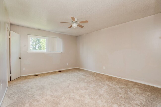 Great Green Run townhouse ready to be love... - House Rental in ...