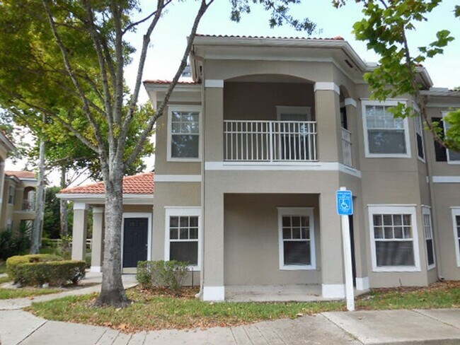 Ground Floor Condo-Gated Resort Style Comm... - House Rental in Sanford ...