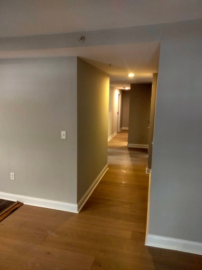 38 Imlay St Unit C Off-Campus Housing, Hartford, CT