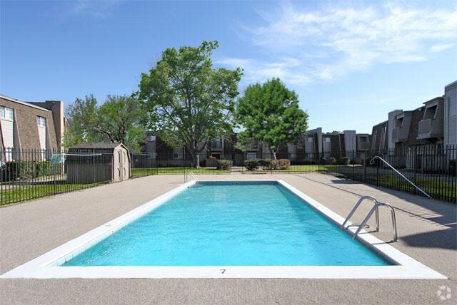 The Izzy Apartments - Oklahoma City, OK | ForRent.com