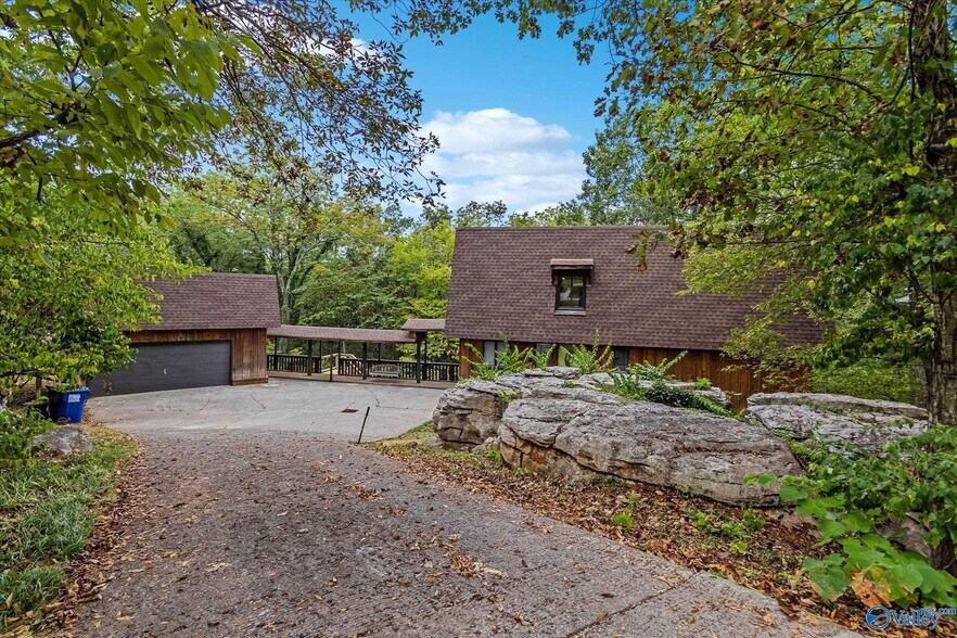 815 Tannahill Dr SE - House for Rent in Huntsville, AL | ForRent.com