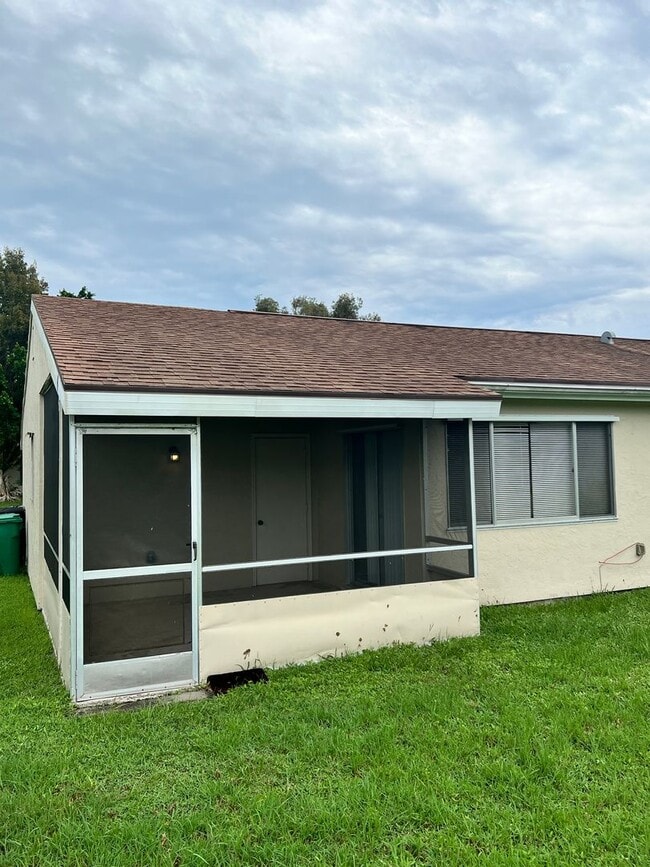 COZY 3 BEDROOM, 2 BATH, 1 CAR GARAGE HOME ... - House Rental in Port ...