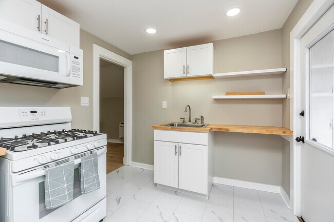 161 Preston Ave Apartment Unit 3 - Lexington, KY | ForRent.com 161 Preston Ave Apartment Unit 3 - Lexington, KY | ForRent.com