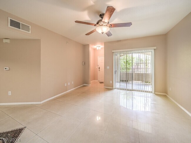 2291 W Horizon Ridge Pkwy Unit 8144 - Condo for Rent in Henderson, NV ...