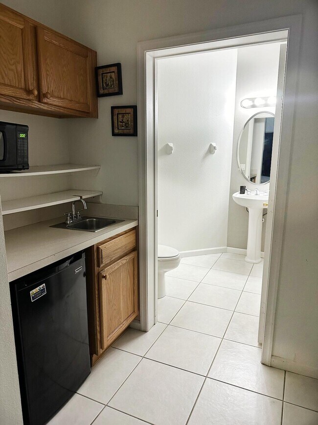 8944 Sandshot Ct Condo Unit 4912 Side B - Condo for Rent in Port St ...