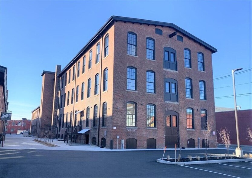 50 Sprague St Unit 202 - Apartment for Rent | Providence, RI | Starting ...