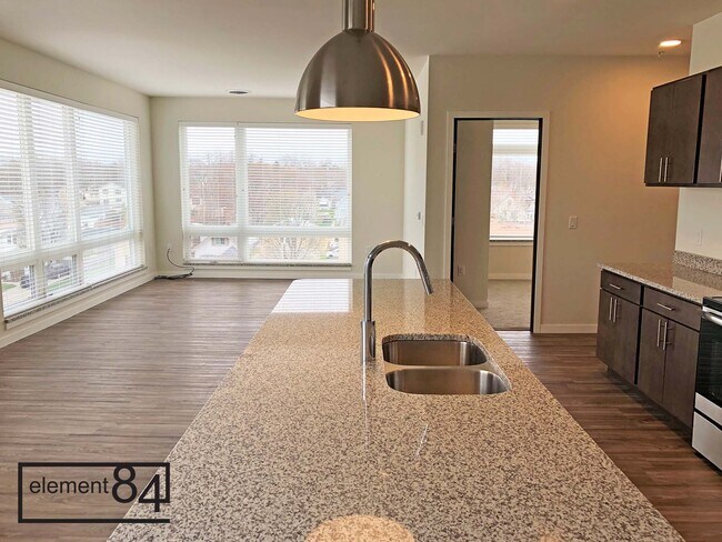 Element 84 Apartments For Rent in West Allis, WI | ForRent.com