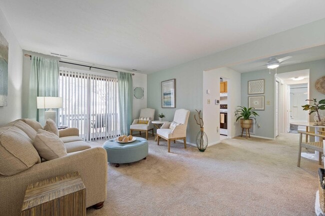 Foxridge Apartment Homes | Virginia Tech | Off-Campus Housing Search