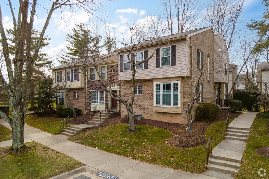 Oxford Crossing Condominium | Silver Spring, MD | | ForRent.com