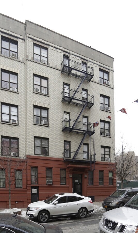 300-304 E 162nd St - Bronx, NY | ForRent.com