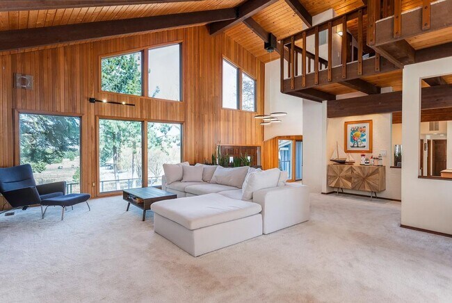 Stunning home on acreage in Woodside Ranch! - House Rental in Bend, OR ...