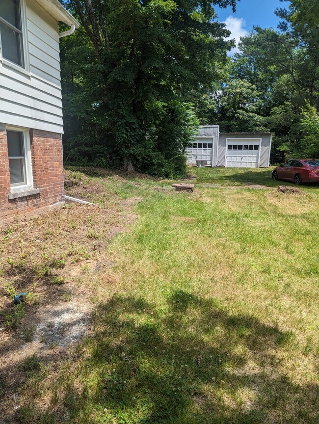 84 Broadway - House Rental in Hamden, CT | ForRent.com