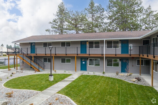 Timber Place by the Lake - Fully Renovated Apartments - Coeur d'Alene ...