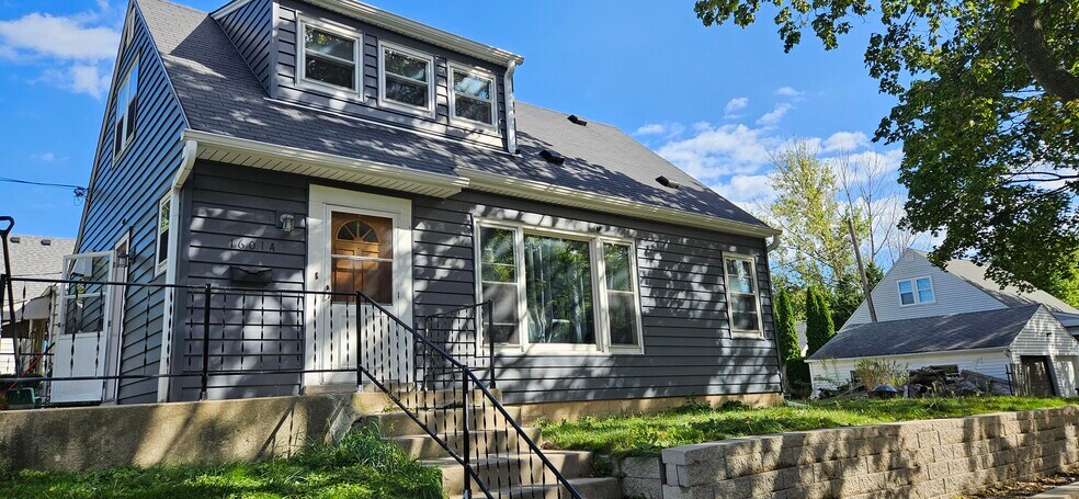 1601 E Morgan Ave - Townhome for Rent in Milwaukee, WI | ForRent.com