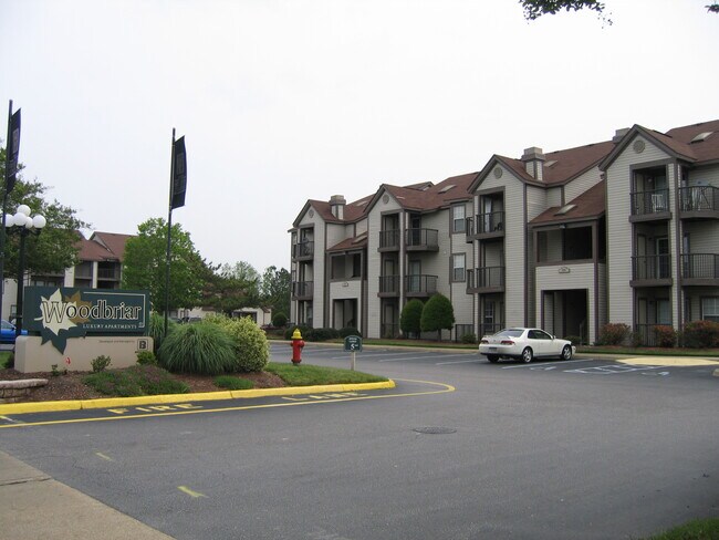 Independence Square Apartments - Portsmouth, VA | ForRent.com