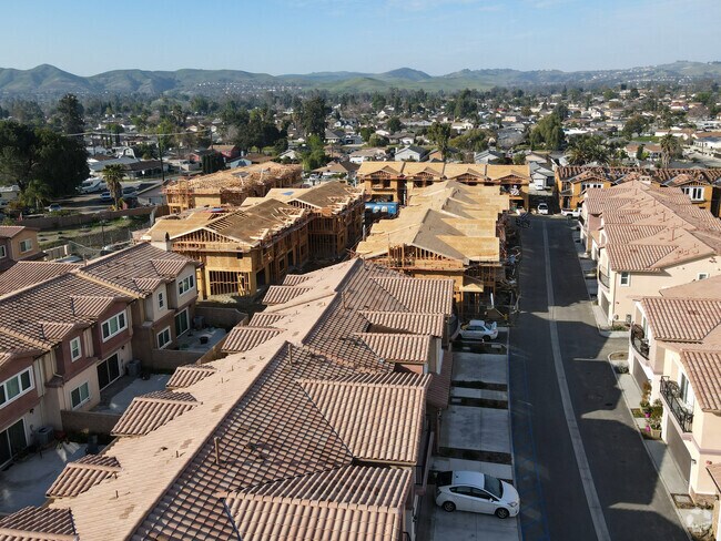 Lago Los Serranos - Chino Hills, CA | ForRent.com