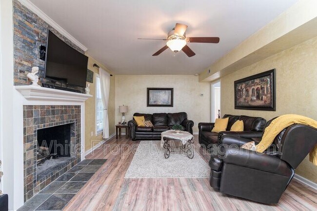 11722 Buckstone Ln Rental - House Rental in Charlotte, NC | ForRent.com