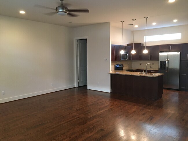 5618 Lindell Ave Condo Unit 9 - Condo for Rent in Dallas, TX | ForRent.com