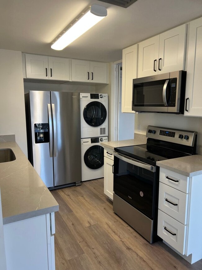 Harbor Square in Downtown Honolulu - Renov... Condo Unit 2507 - Condo ...