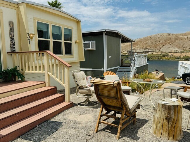 BOHO RIVER WINTER RETREAT 1BD/1BA WITH BON... Rental - House Rental in Bullhead City, AZ ...