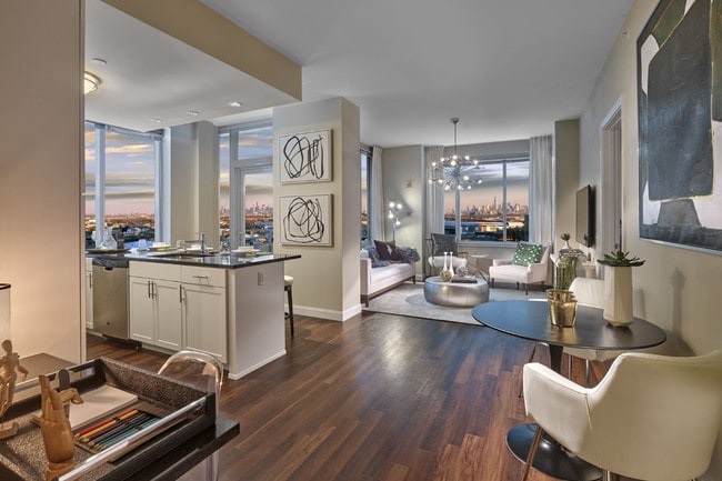 New York University | Off-Campus Housing Search