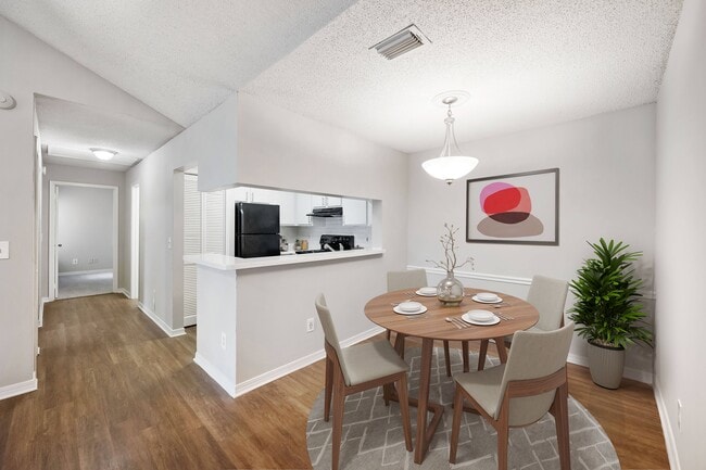 Reserve at Orange Park Apartments - Orange Park, FL | ForRent.com