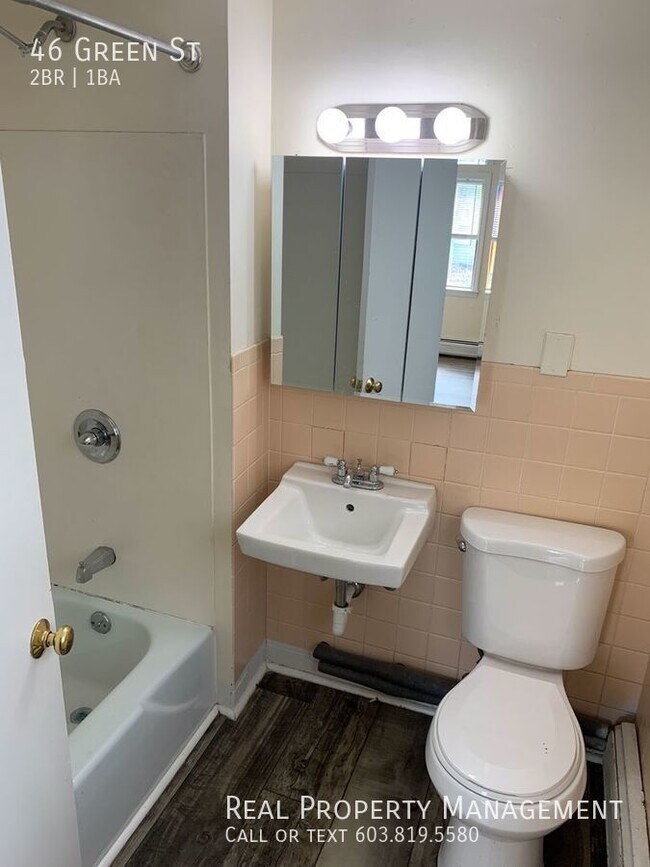 Spacious 2-Bedroom Apartment with Pet-Frie... - House Rental in ...