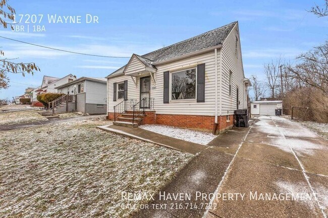 17207 Wayne, Cleveland- Spacious 3 bedroom... - House Rental in ...