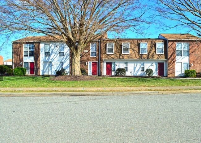 Hampton Community Townhomes - Hampton, VA | ForRent.com