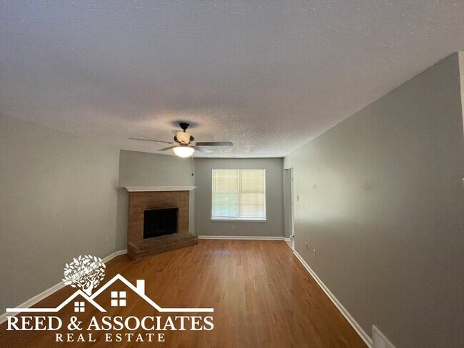 JUST REDUCED ~ Traditional 2-Story Located... - House Rental in Memphis ...