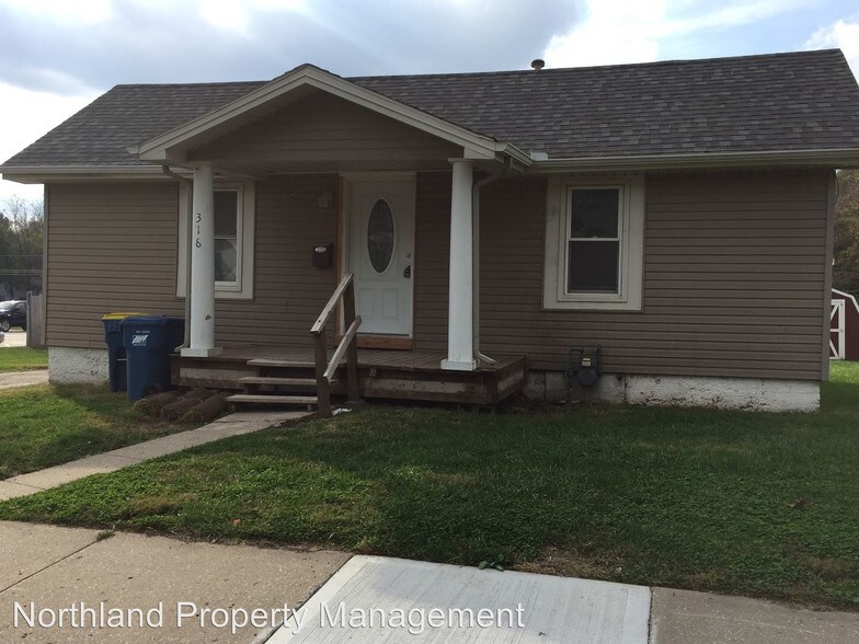 318 N Prairie St - House for Rent in Liberty, MO | ForRent.com